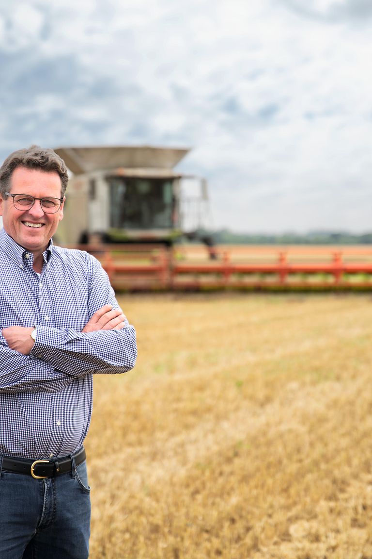 CLAAS LEXION 8900: Volle Leistung auf großen Flächen | CLAAS