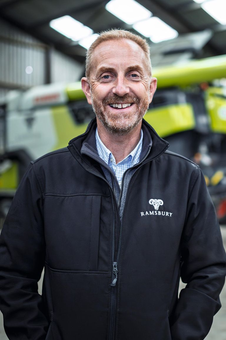 LEXION combine harvesters: precise and efficient in England | CLAAS