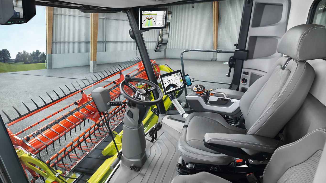 TRION 700 | CLAAS