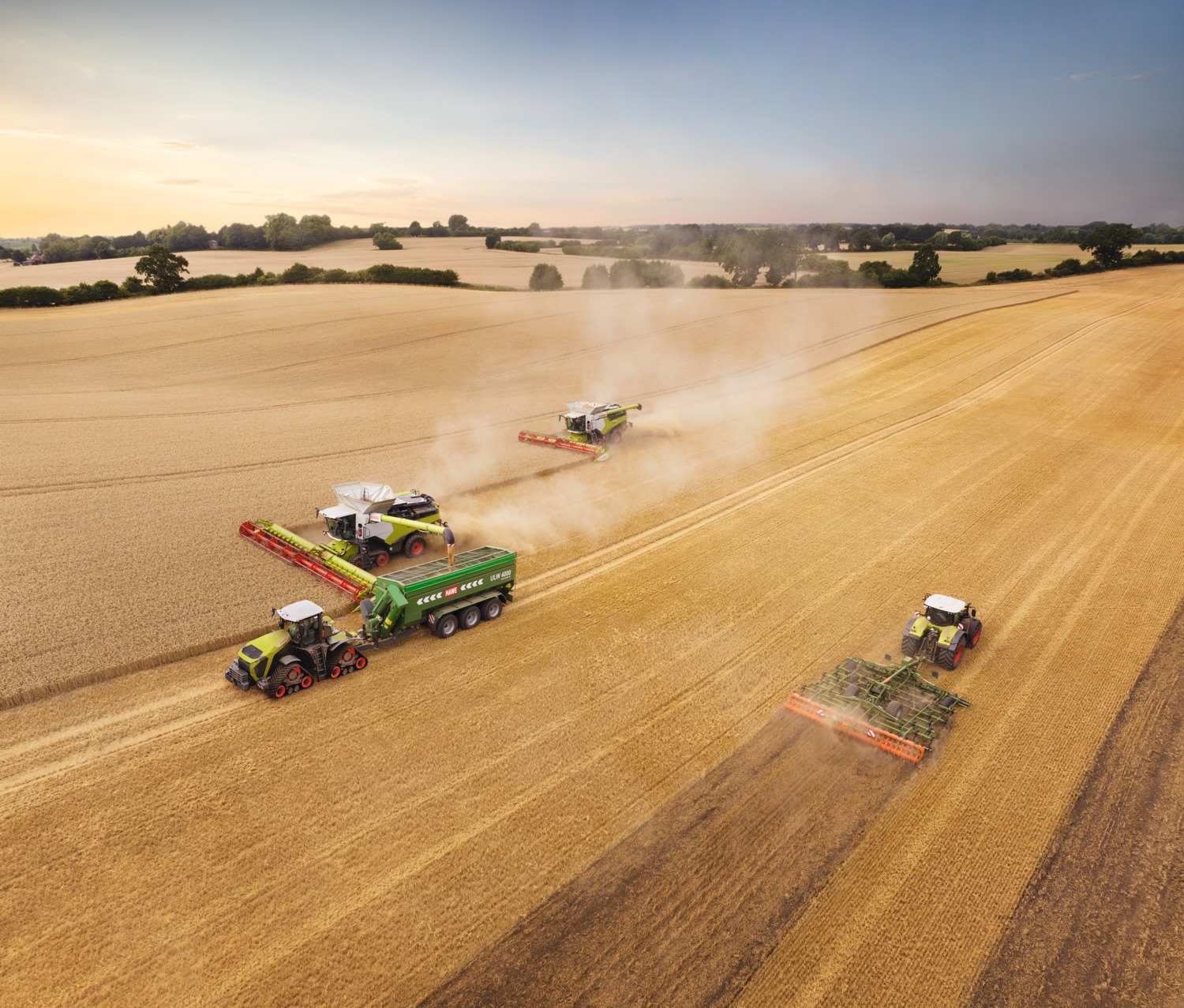 Large tractors | CLAAS