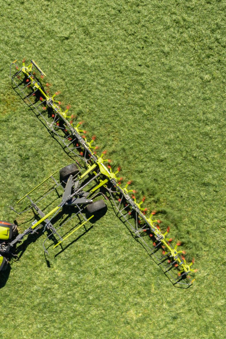 New VOLTO tedder with 13.0 and 15.10 m working width and innovative ...